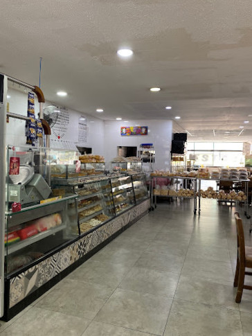 Bakery Flor Do Belval aus Barueri Speisekarte
